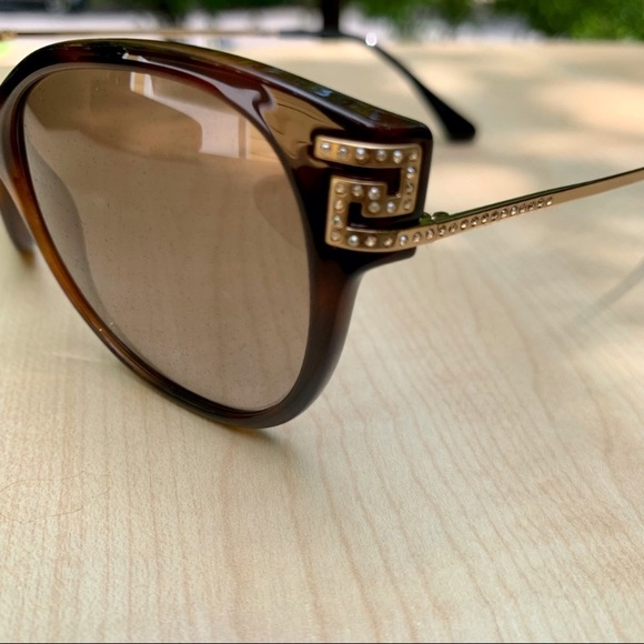 Versace | Accessories | New Authentic Versace Sunglasses For Women With ...